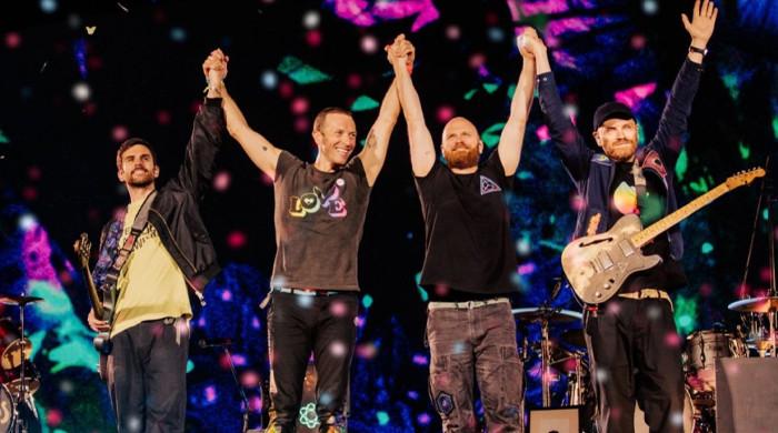 Coldplay becomes the first UK act to have five chart-topping albums