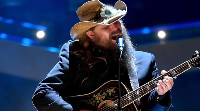 Chris Stapleton pays sweet gesture to a fatal car crash survivor