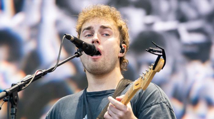 'Heartbroken' Sam Fender shares major health update after canceling shows