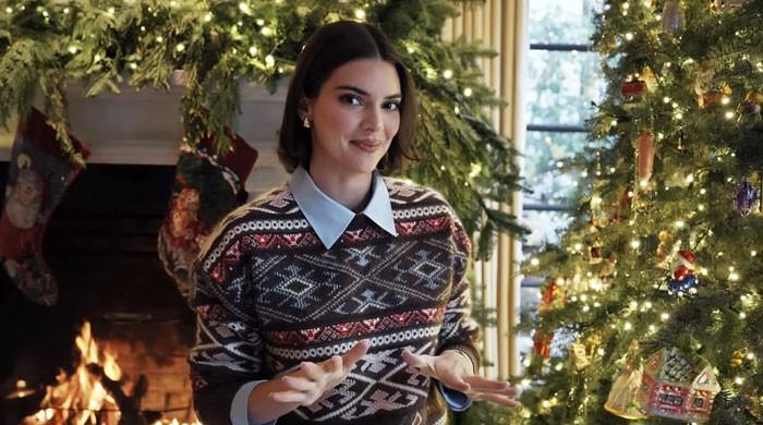 Kendall Jenner eyes to win annual Christmas competition