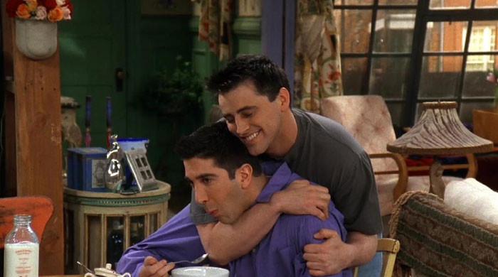 'The Friends' star raves about strong bond with costar