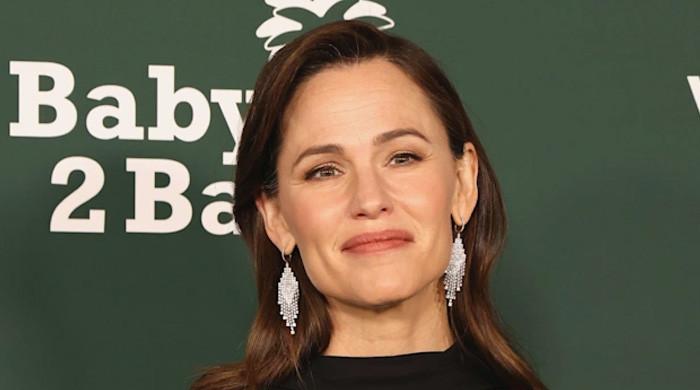 Jennifer Garner spotted in act of kindness while driving near Beverly Hills
