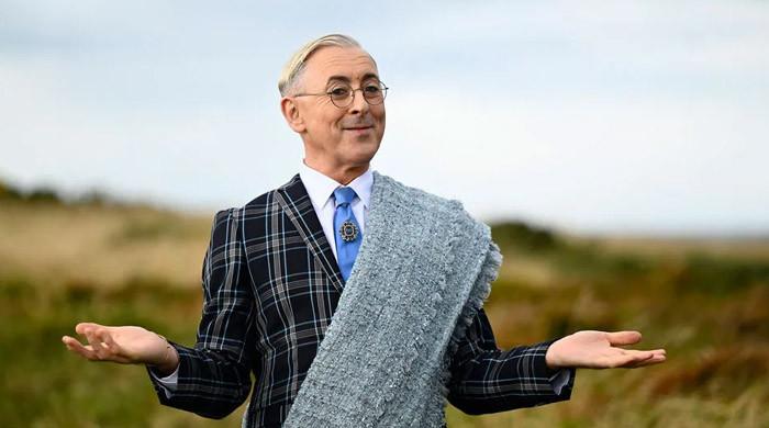 Alan Cumming dishes on an unexpected turn of his life: 'I didn't think'