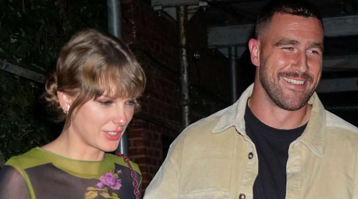 Travis Kelce highlights Taylor Swift's impressive social skill