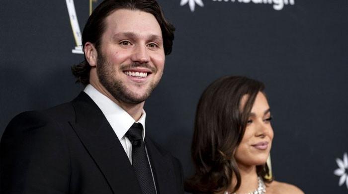 Hailee Steinfeld reveals details of Josh Allen's proposal in Malibu