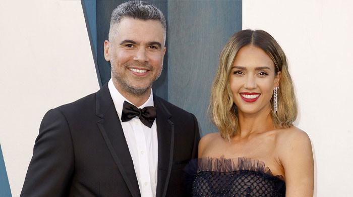 Jessica Alba debuts new tattoo after Cash Warren split