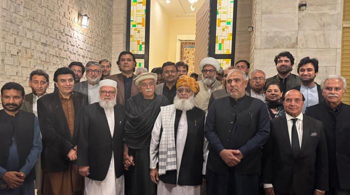 Opposition leaders meet to discuss multi-party alliance