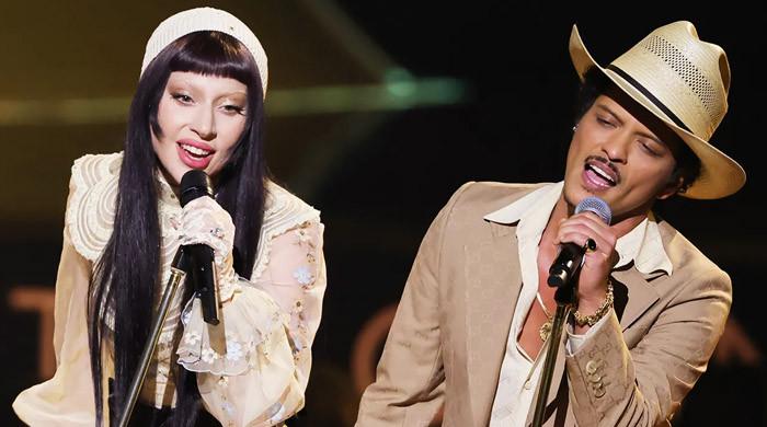 Lady Gaga heaps praise on Bruno Mars