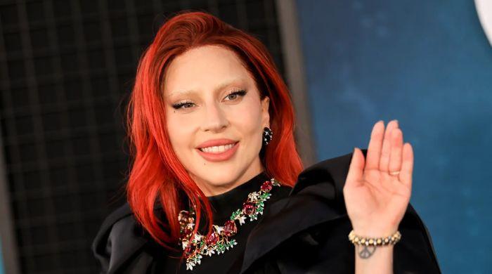 Lady Gaga revisits filming 'A Star Is Born' while singing 'Shallow' at ...