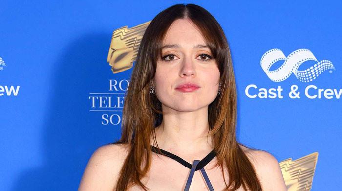 Aimee Lou Wood responds to viral crying photos after 'SNL' controversy