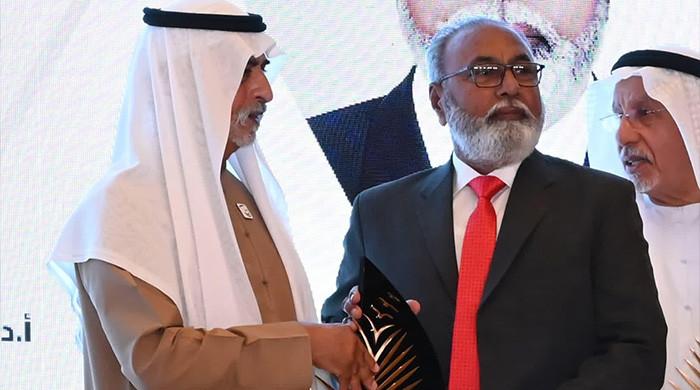 Pakistani scientist honored with global award in UAE