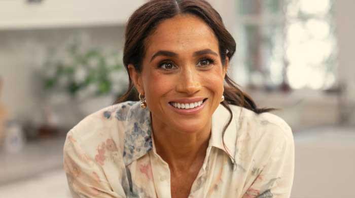 Thousands watch Megyn Kelly's parody of Meghan Markle show