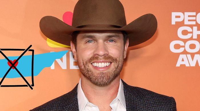 Dustin Lynch gets emotional during Red Rocks debut