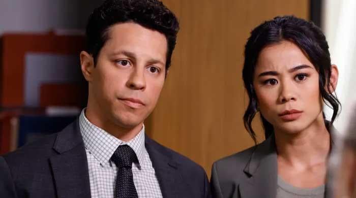 What exactly happened between David Del Rio and Leah Lewis?