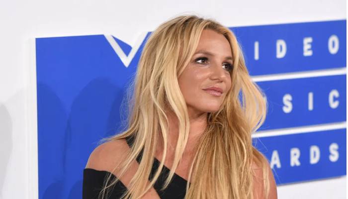 Britney Spears makes major life-changing decision amid troubled behaviour